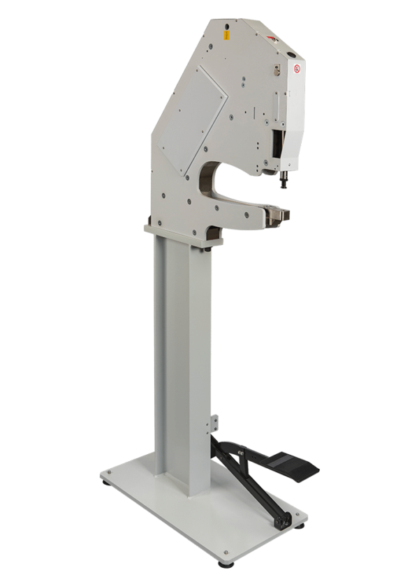 NEW 360 foot-operated press • GMG snc di Gallinaro Lorenzo & C.